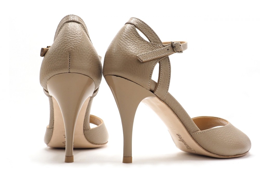 Open Toe - Closed Heel